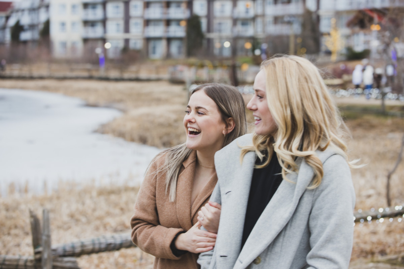 LGBTQ Friendly Photography: Taryn + Paige at Blue Mountain
