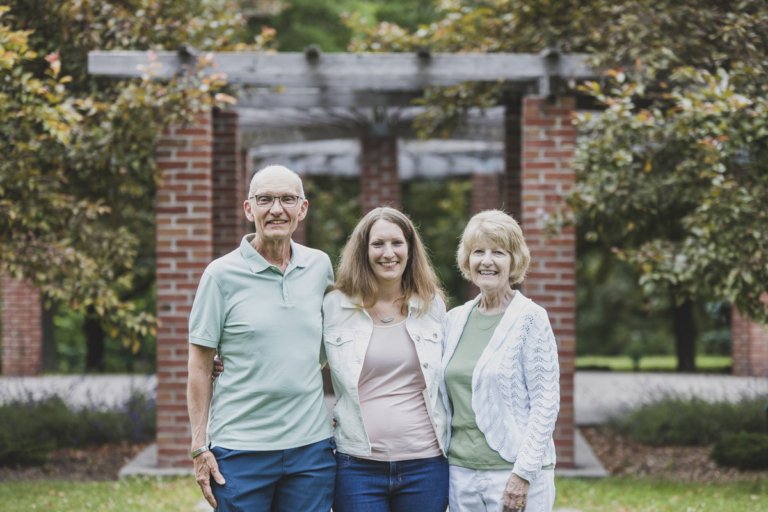Collingwood Arboretum Family Portraits: Ridiculously Happy Ppl